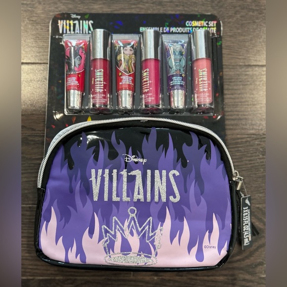 Disney | Accessories | Disney Villains Lip Gloss Set New | Poshmark